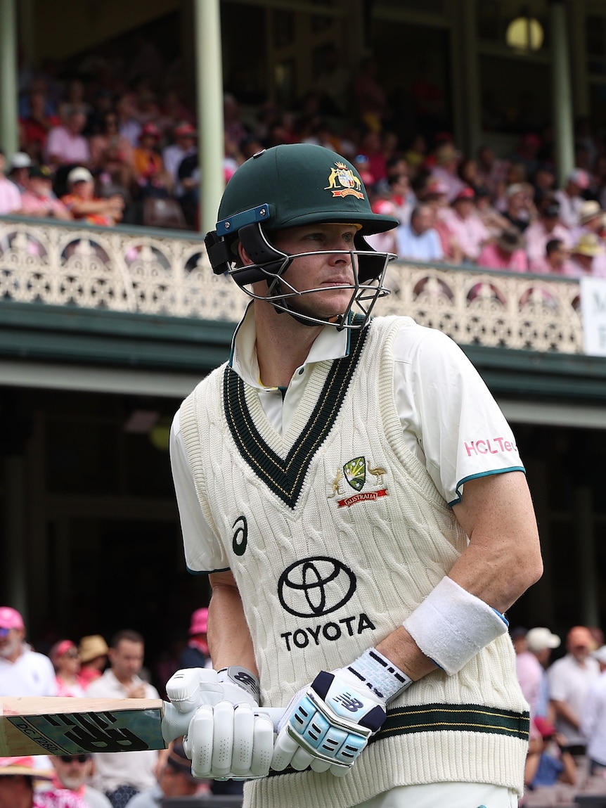 Steve Smith joins Pat Cummins in calling for a change to the date of ...