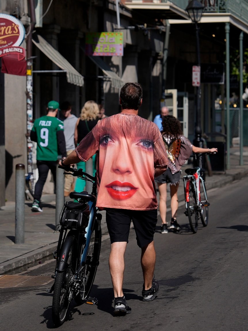 Taylor Swift’s Super Bowl boos baffle NFL superstar Saquon Barkley ...